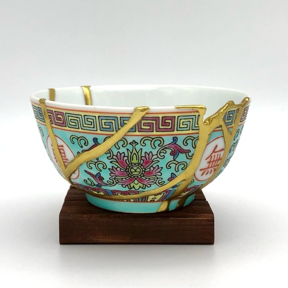 Vintage | Accents | Kintsugi Bowl Vintage Chinese Mun Shou Gold Crack ...
